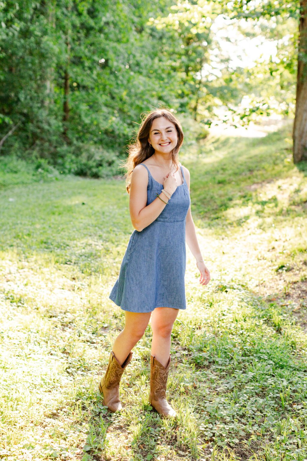 Horse Barn Senior Session - Diana Gordon Photography